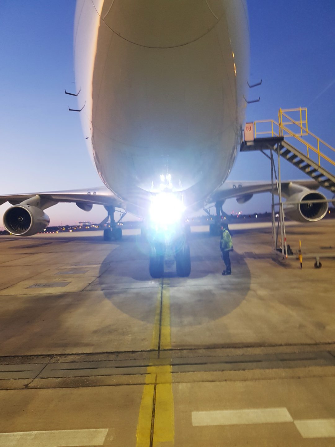 Aircraft PAR46 LED Taxi Lights Repair Replacement Service Installation